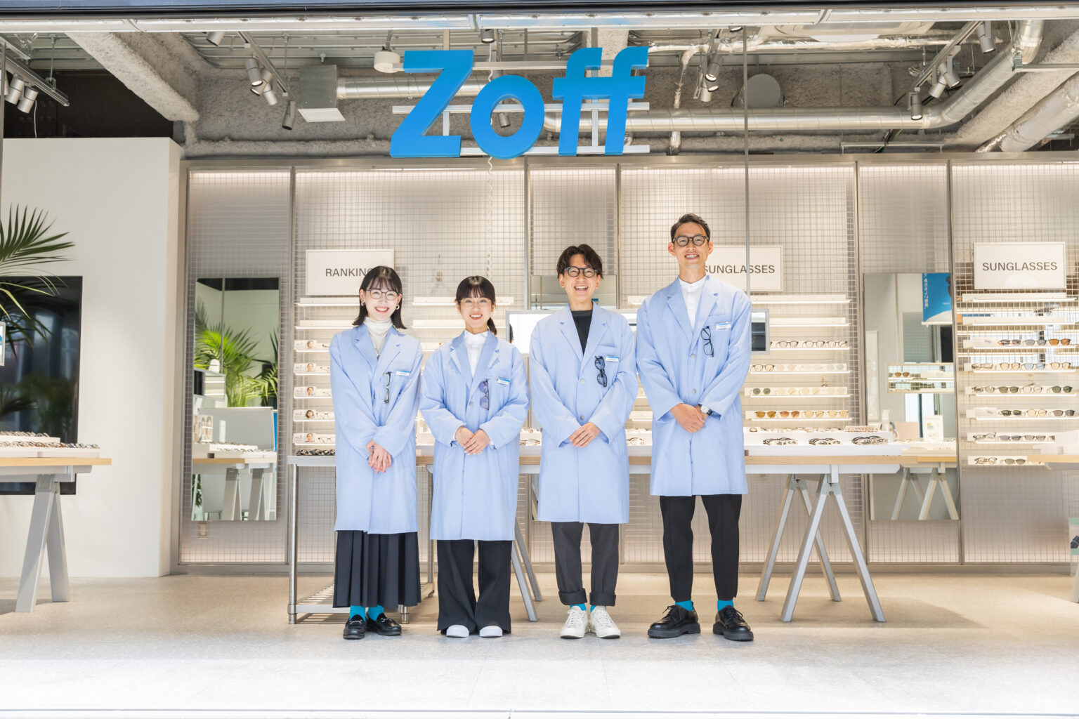 「Zoff」×ライフスタイルD2Cブランド「O0u」ユニフォーム開発者インタビュー | INTERMESTIC INC.