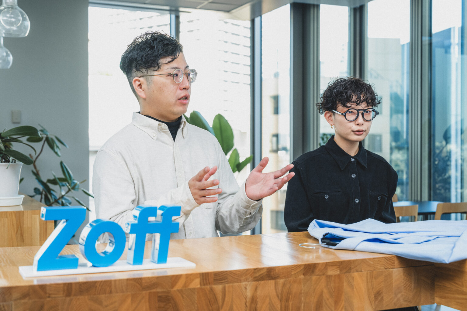 ライフスタイルD2Cブランド「O0u」と共同開発した新ユニフォームでスタッフの働き心地はどう変化した？ | INTERMESTIC INC.