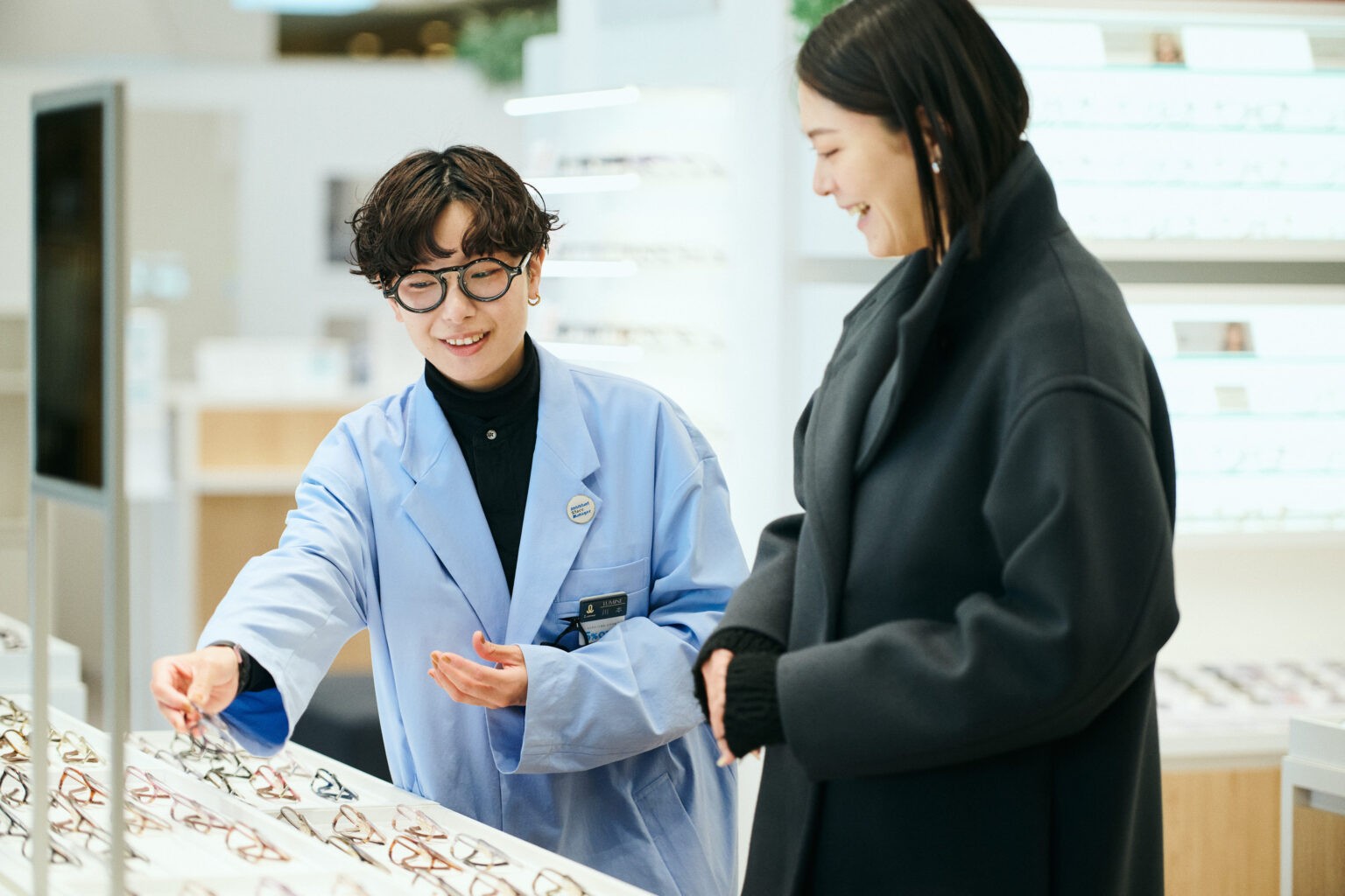 「Zoffらしさ」＝自分らしさの表現。SNSで広がる接客の可能性もやりがいに | 株式会社インターメスティック